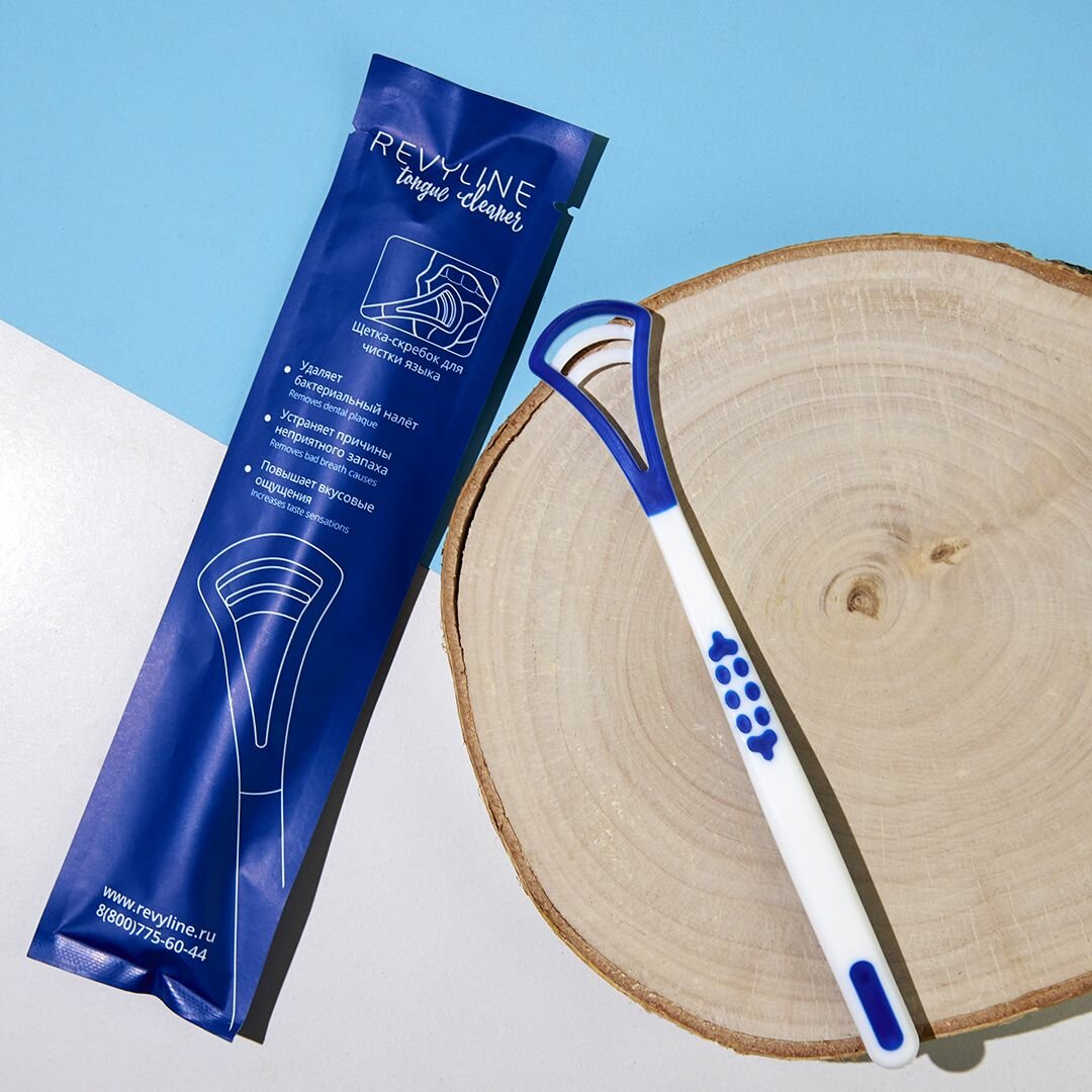 Cкребок / щетка для языка Revyline Tongue Cleaner, белый / светло-синий