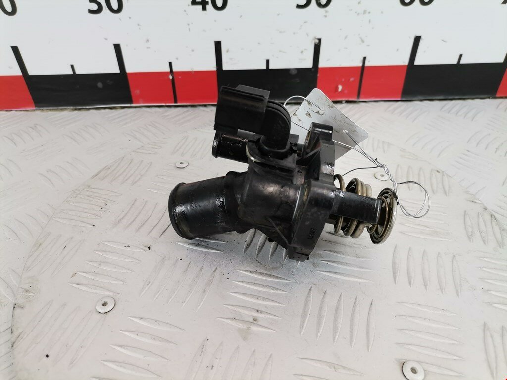 Корпус термостата Ford Mondeo 3 1358178 арт. 1501342