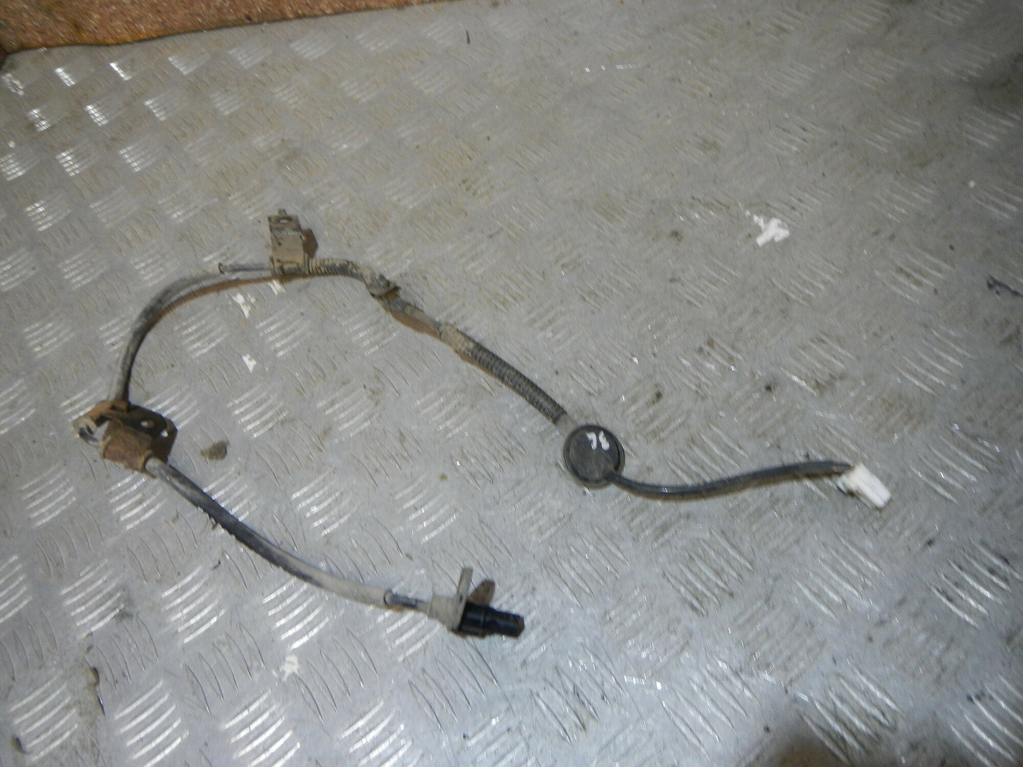 Б/У Датчик ABS задний, KIA (Киа)-MAGENTIS (05-10) KIA MAGENTIS (05-10) Левый. Без видимых повреждений. 572326 Hyundai-KIA...