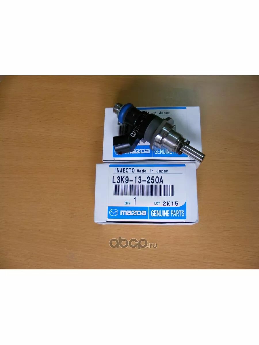 Форсунка топливная бензиновая Mazda 3, 6, CX-7