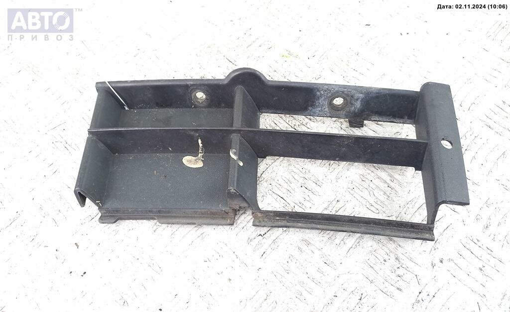 Решетка (заглушка) в бампер BMW 5 E39 (1995-2003)