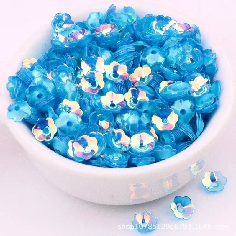 Пайетки Lucky Sewing вогнутые цветок сливы 6 мм 8 мм 10 г 6mm 550pcs, No. 10