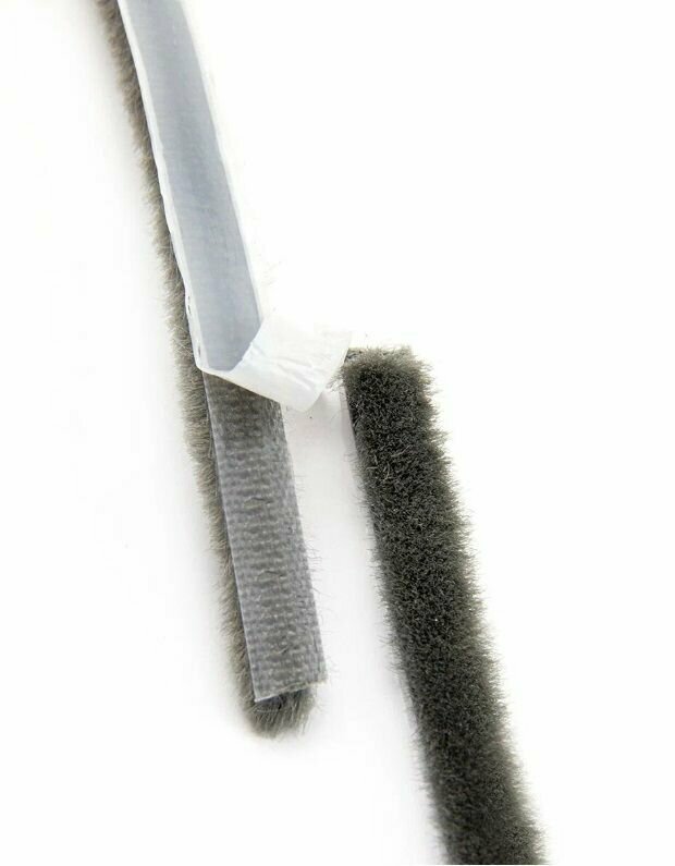 Шлегель, пыльник, буферная лента, уплотнитель для шкафа купе, самоклеящийся , высота 6мм, ширина 7мм(Серый),5 метров.