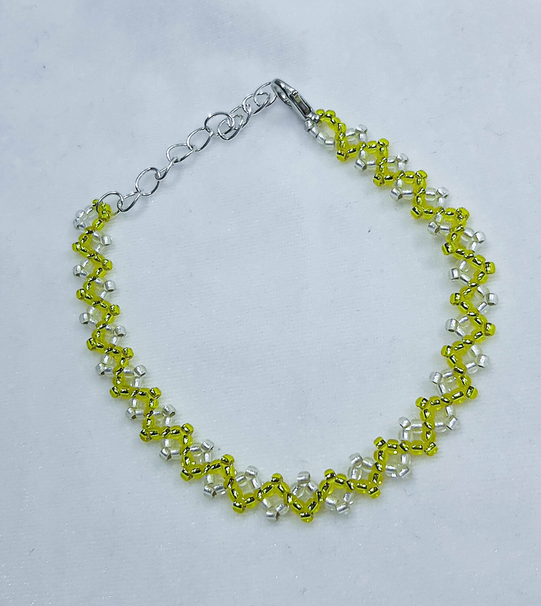 Плетеный браслет, бисер