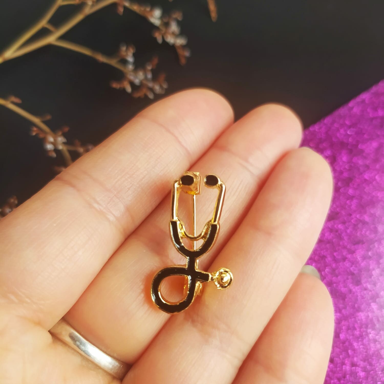 Брошь, эмаль