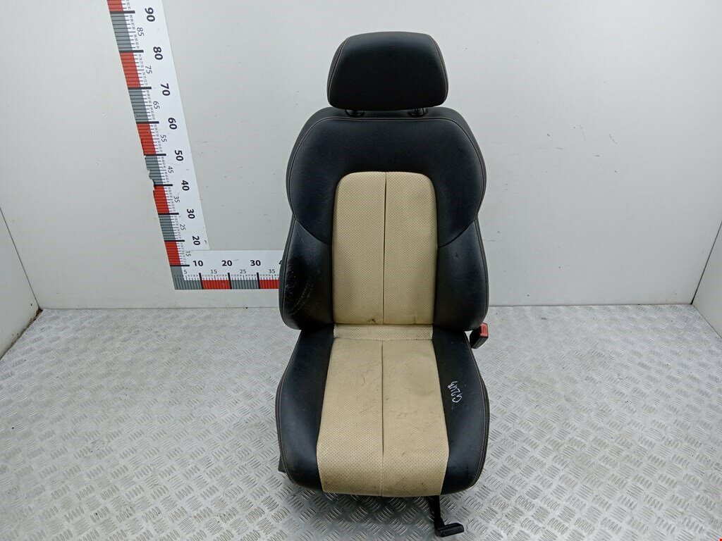 Сиденье переднее левое Mercedes SLK-Class (R170) A1709101546 арт. 2029217
