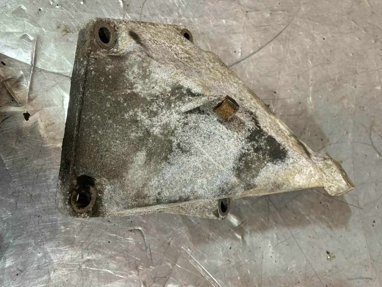 Кронштейн двигателя Audi A6 Allroad C5 (2000 - 2006) 543130