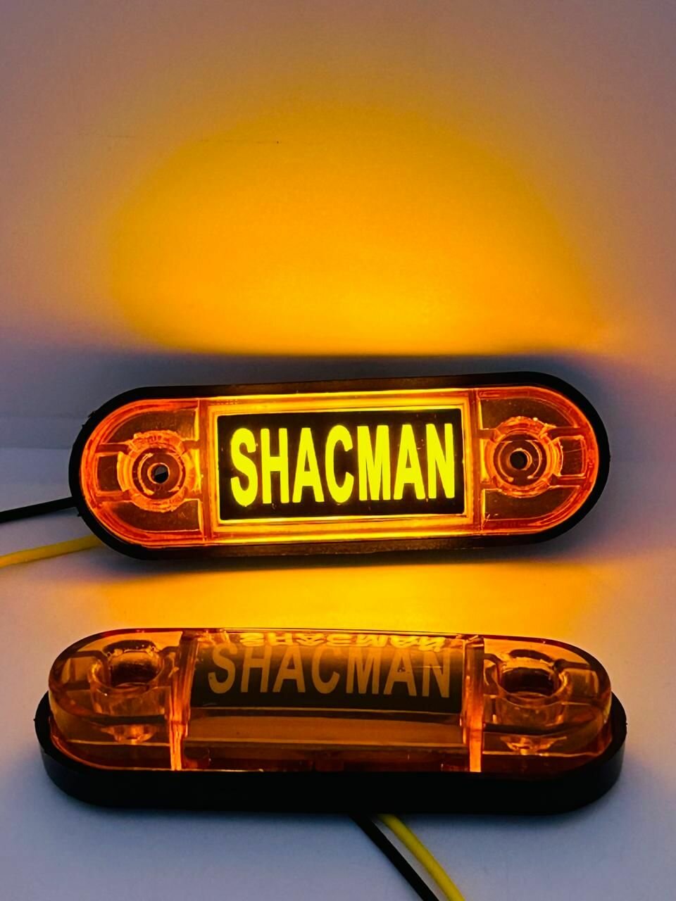 Указатель габаритов Shacman Желтый 12-24V LED 2 шт