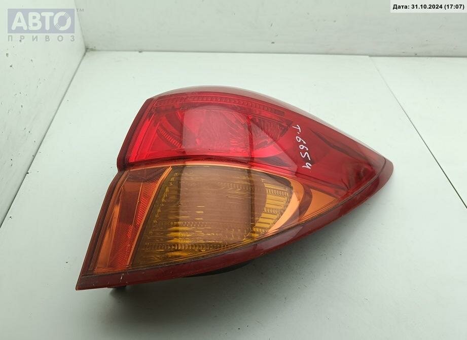 Фонарь задний правый Subaru Legacy