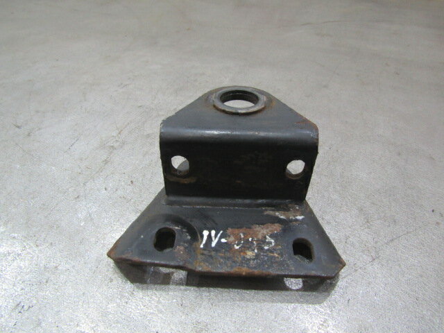 Кронштейн стойки стабилизатора передний левый Iveco Stralis