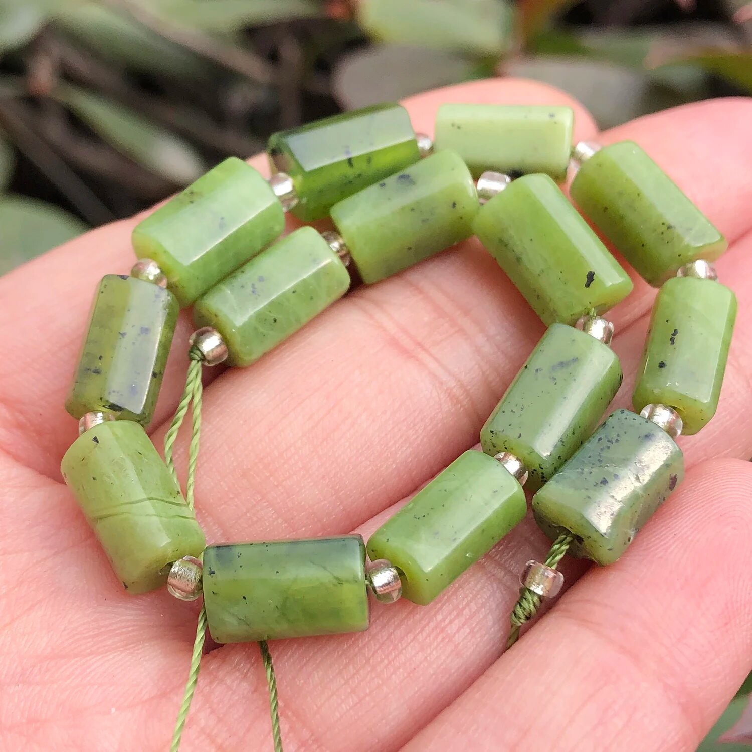 Канадские нефритовые бусины LASOFAMIRE