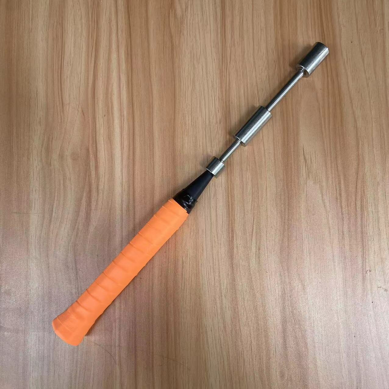 Тренажер для бадминтонной ракетки "Умный замах", с мигающим хлыстом, оранжевый