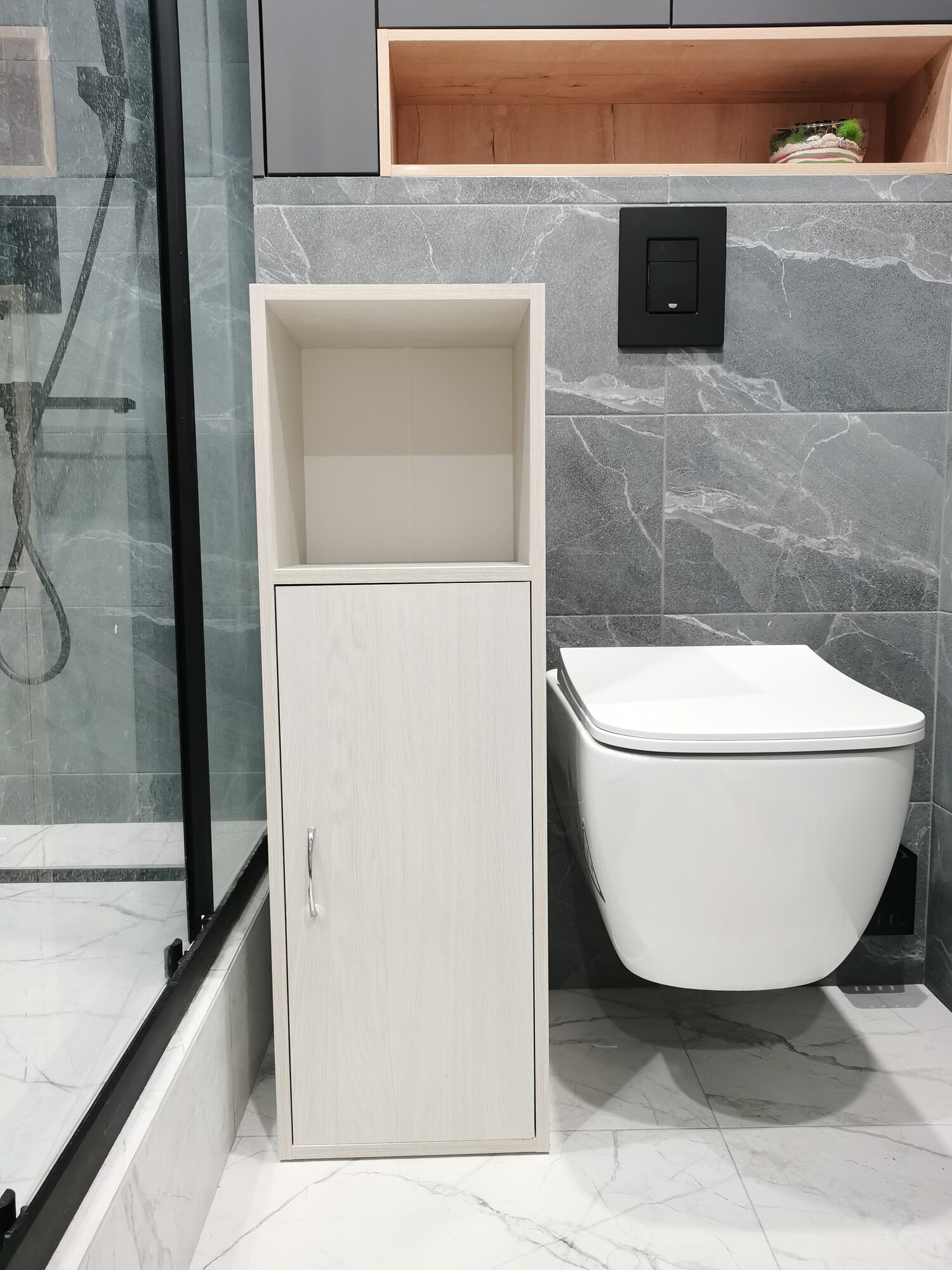 Тумба шкаф пенал с полками и дверкой Ясень Анкор светлый, Ш32хВ100хГ27 см, комод узкий высокий MEBELBAY