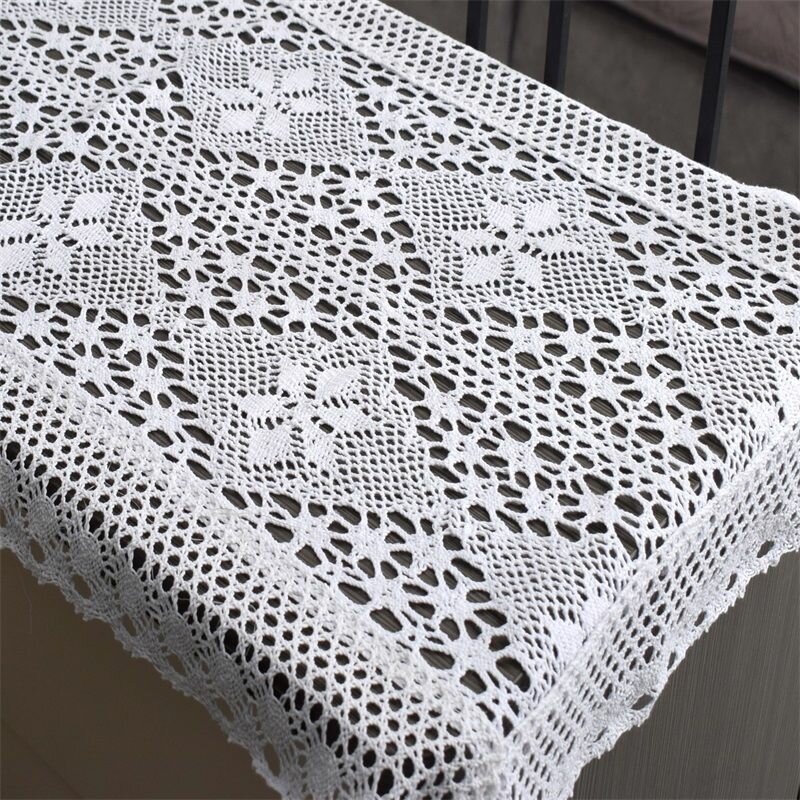 Дорожка для стола вязаная крючком скатерть.