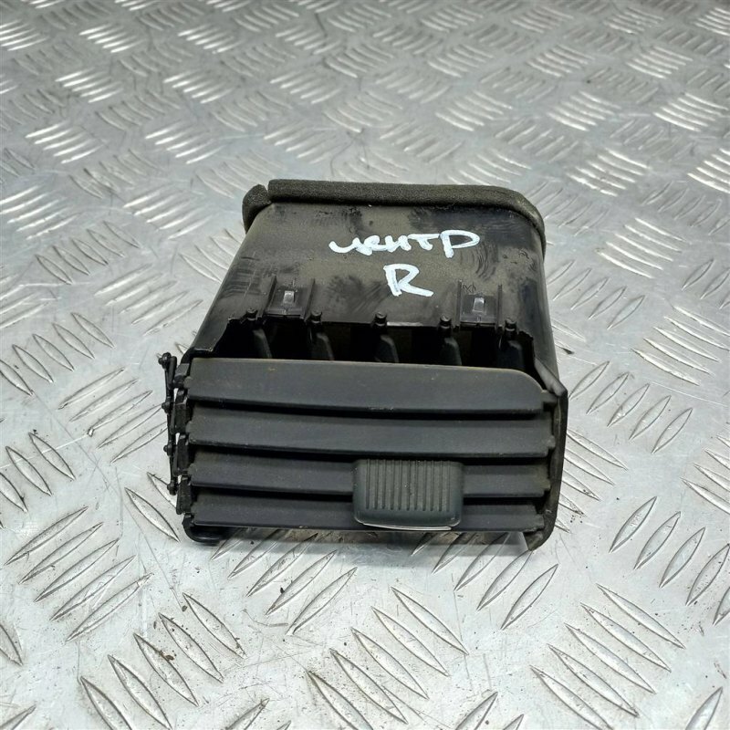 Б/У Дефлектор воздушный центральный Lifan X60 / Лифан X60 1.8 LFB479Q 128 Л.С. 2013