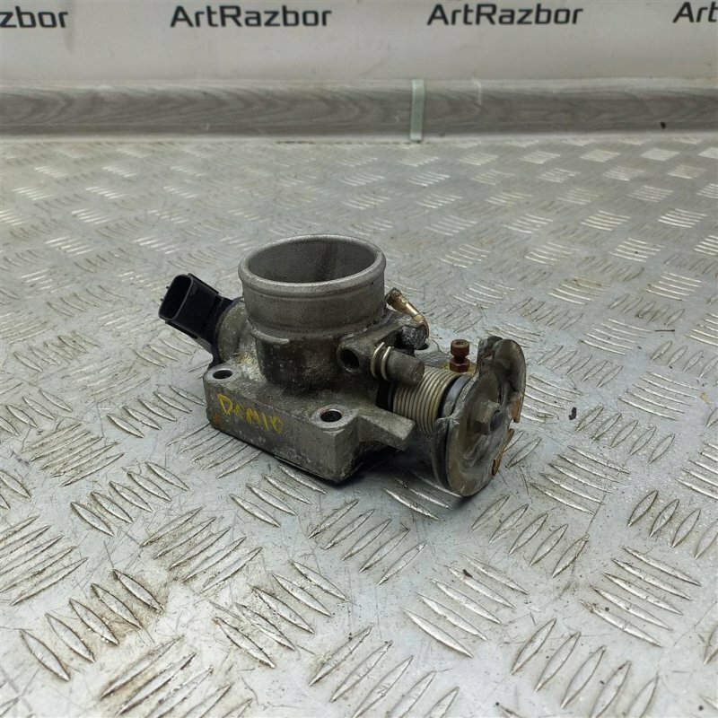 Б/У Заслонка дроссельная Mazda Demio 1 DW3W / Мазда Демио 1 DW3W 1.3 B3 85Л.С. 1998