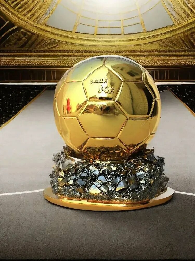 Приз Золотой мяч лучшему игроку 25 см