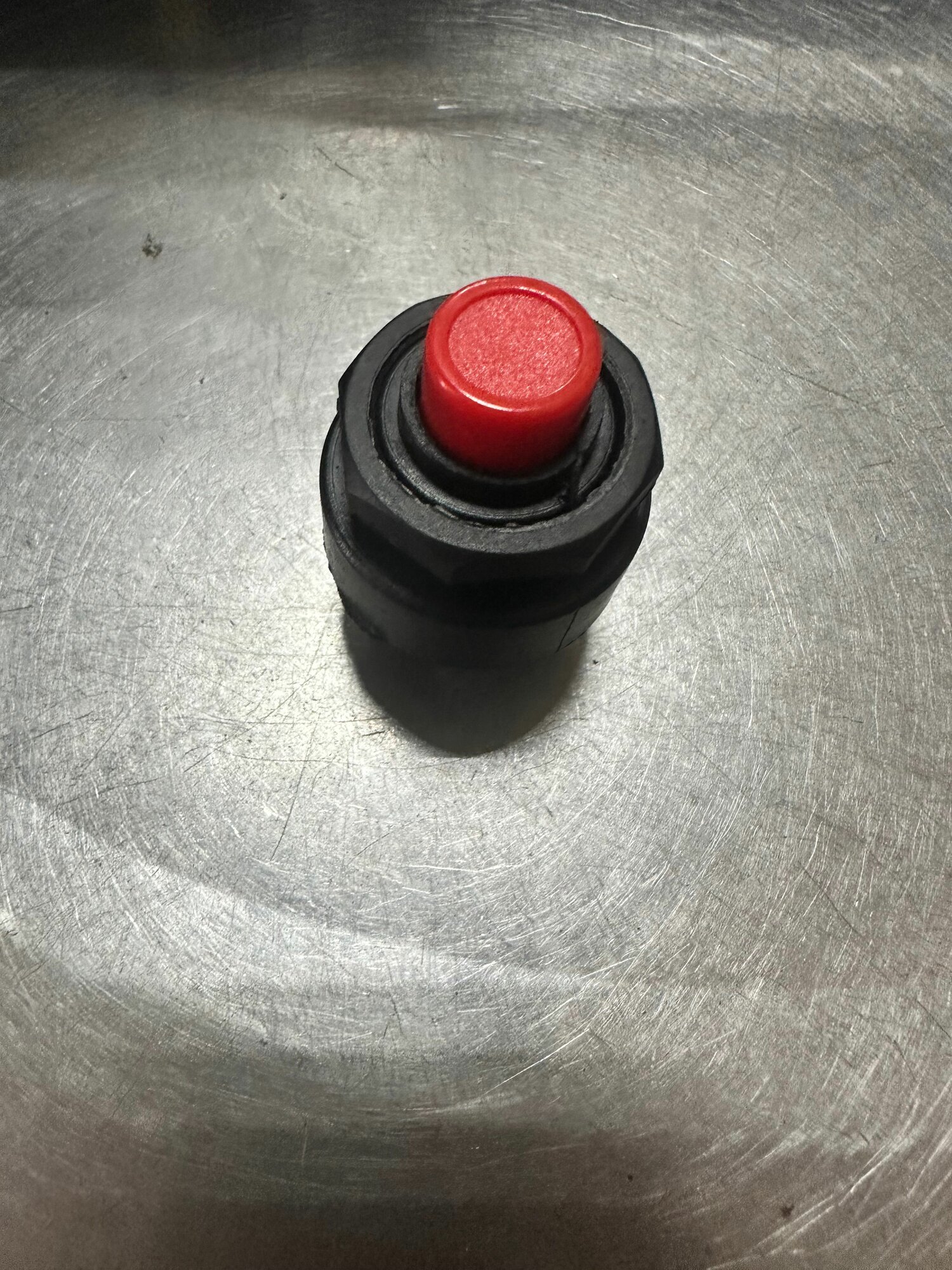 Кнопка включения массы ZTD 11-3704-01