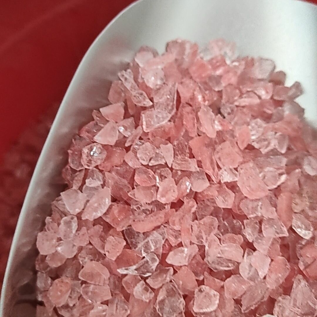 Нерегулярный стеклянный песок, прозрачные натуральные цветные стеклянные частицы, стеклянный гравий, стеклянные блоки для аквариума и ландшафтного дизайна