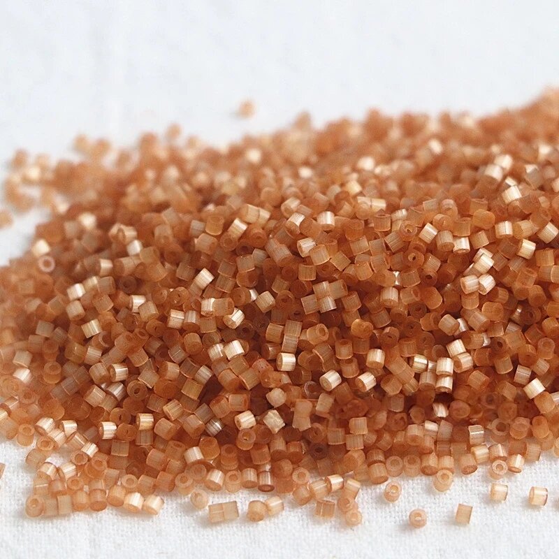 Белые матовые бусины из стекла "Кошачий глаз", 1.6 мм Коричневый, 1.6mm 20g 3600pcs, 681