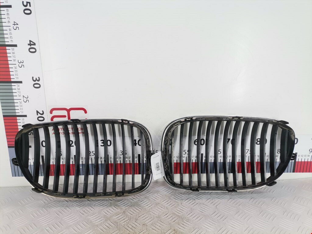 Решетка радиатора BMW 7-Series (F01/F02) 51117184151 арт. 1734889