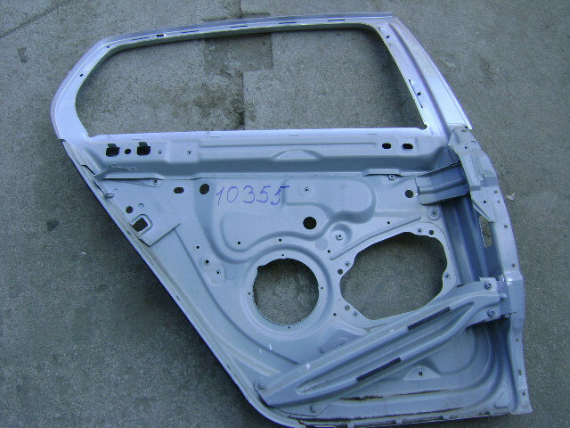 Б/У Рамка двери задней правой, Volkswagen (Фольксваген)-GOLF V (03-09) VOLKSWAGEN GOLF V (03-09) Каркас 10355 VAG арт. 1...