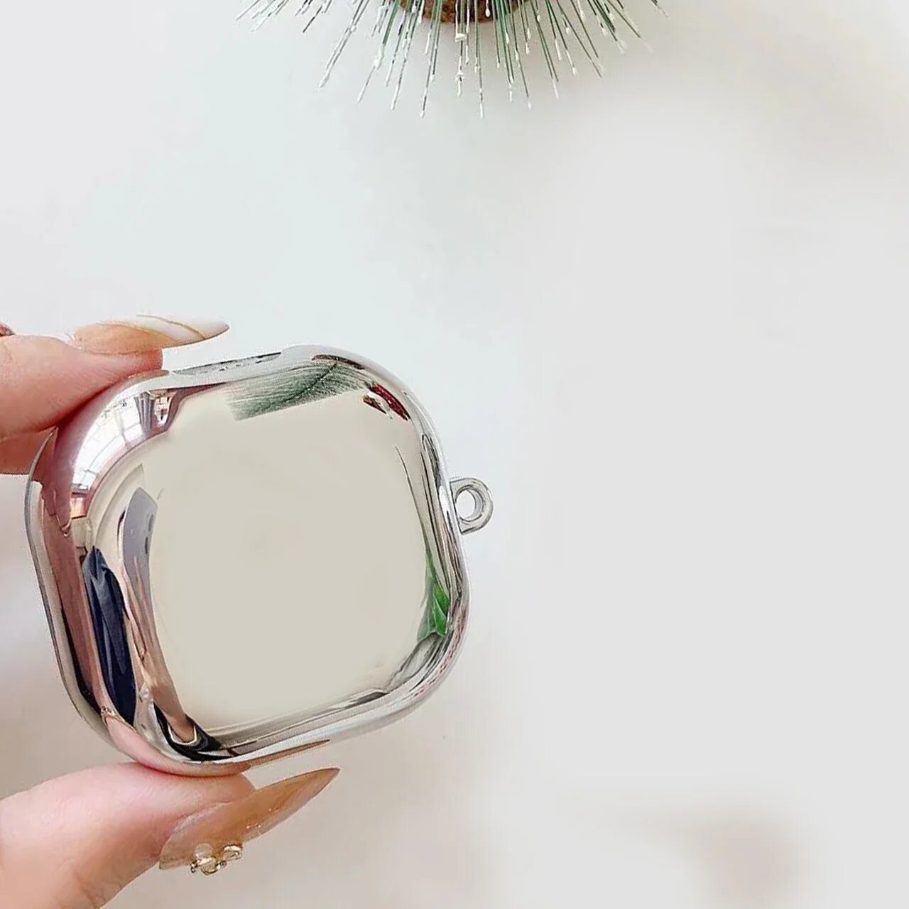 Чехол для наушников Samsung Galaxy Buds Live силиконовый For Galaxy Buds live, C