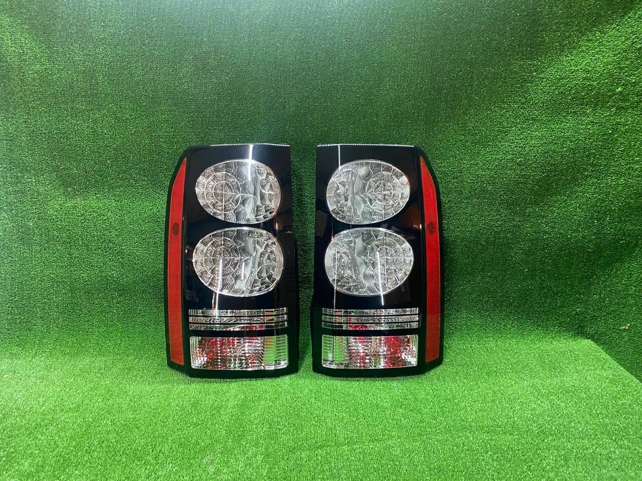 Фонарь левый правый Discovery 3,4 04-16 год