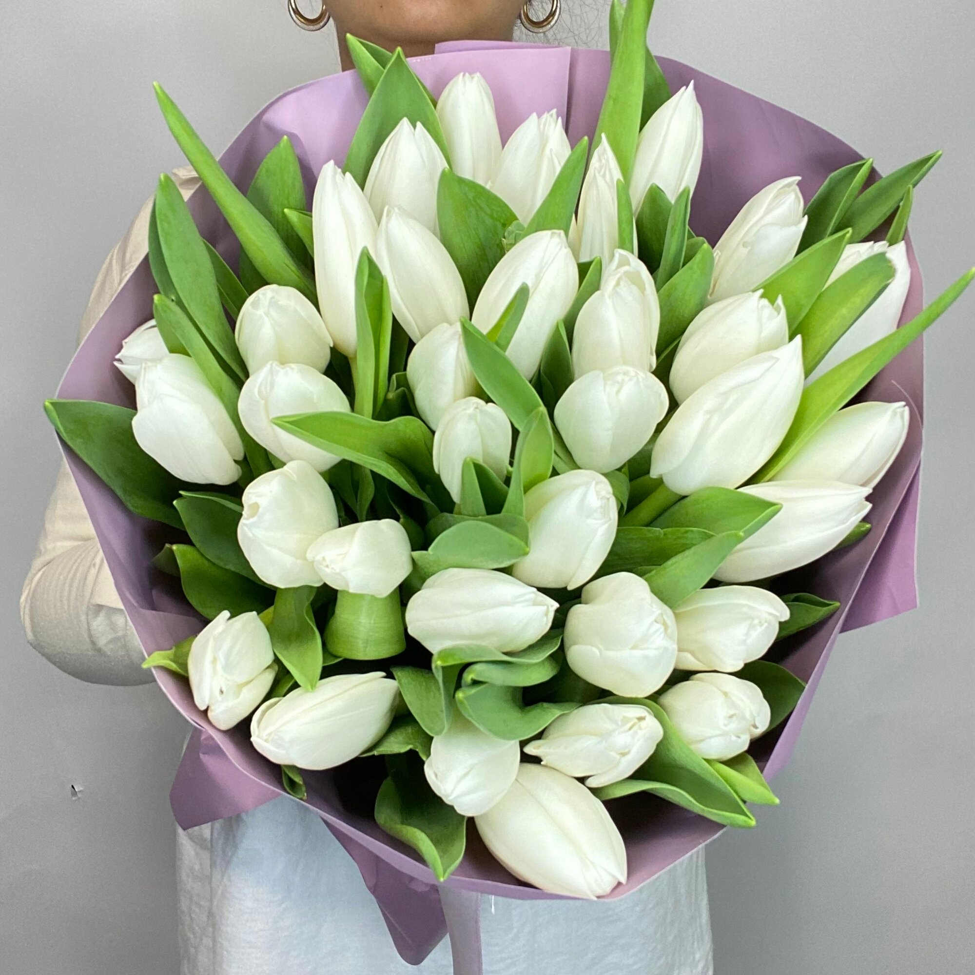 Белые тюльпаны