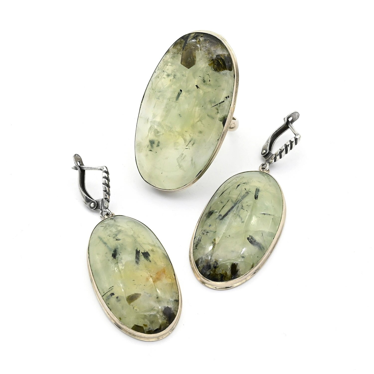 Комплект бижутерии, пренит