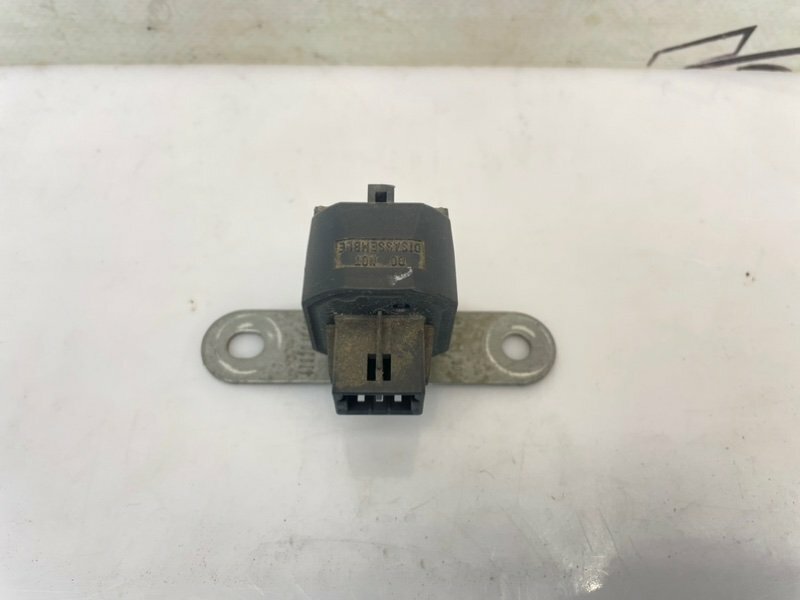 Б/У датчик ускорения Nissan Qashqai 2008 J10 MR20DE nоригинал 54993 NISSAN арт. 47930JD000