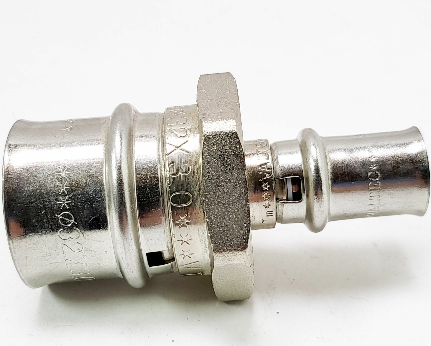 Пресс-фитинг прямой Valtec 32х16 мм VTm.203. N.00321