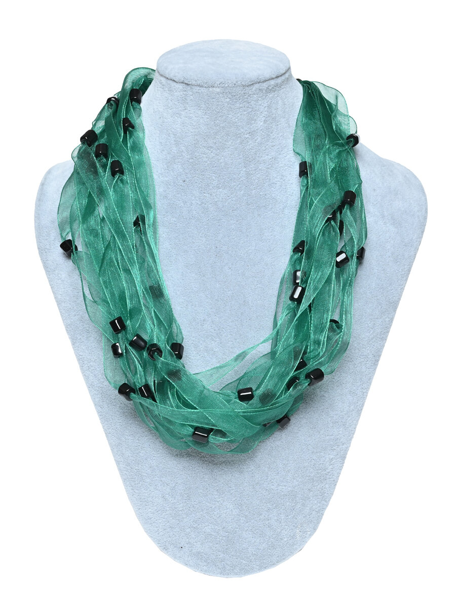 Бусы, стекло