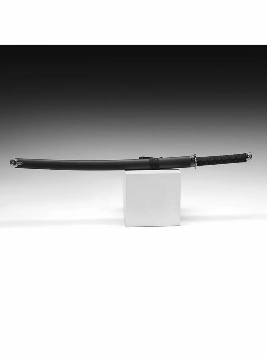 Стильная декоративная катана с кожаными ножнами