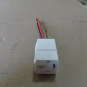 Разъем-соединитель жгутовой (044) на 4-х контактное реле 711.3747-02