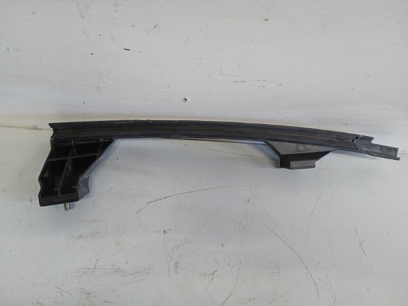 Б/У стекла двери, седан, Киа Рио 3 Направляющая Kia Rio 2011-2017 3, QB Задн. Прав. 108049 Hyundai-KIA арт. 835204Y000