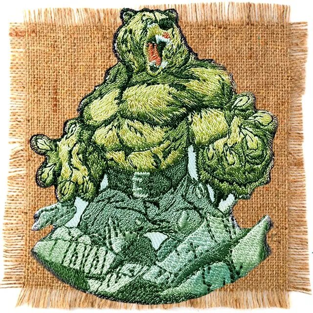 Нашивка на одежду шеврон на клеевой основе дикий медведь 8,5х7,0см (№76)