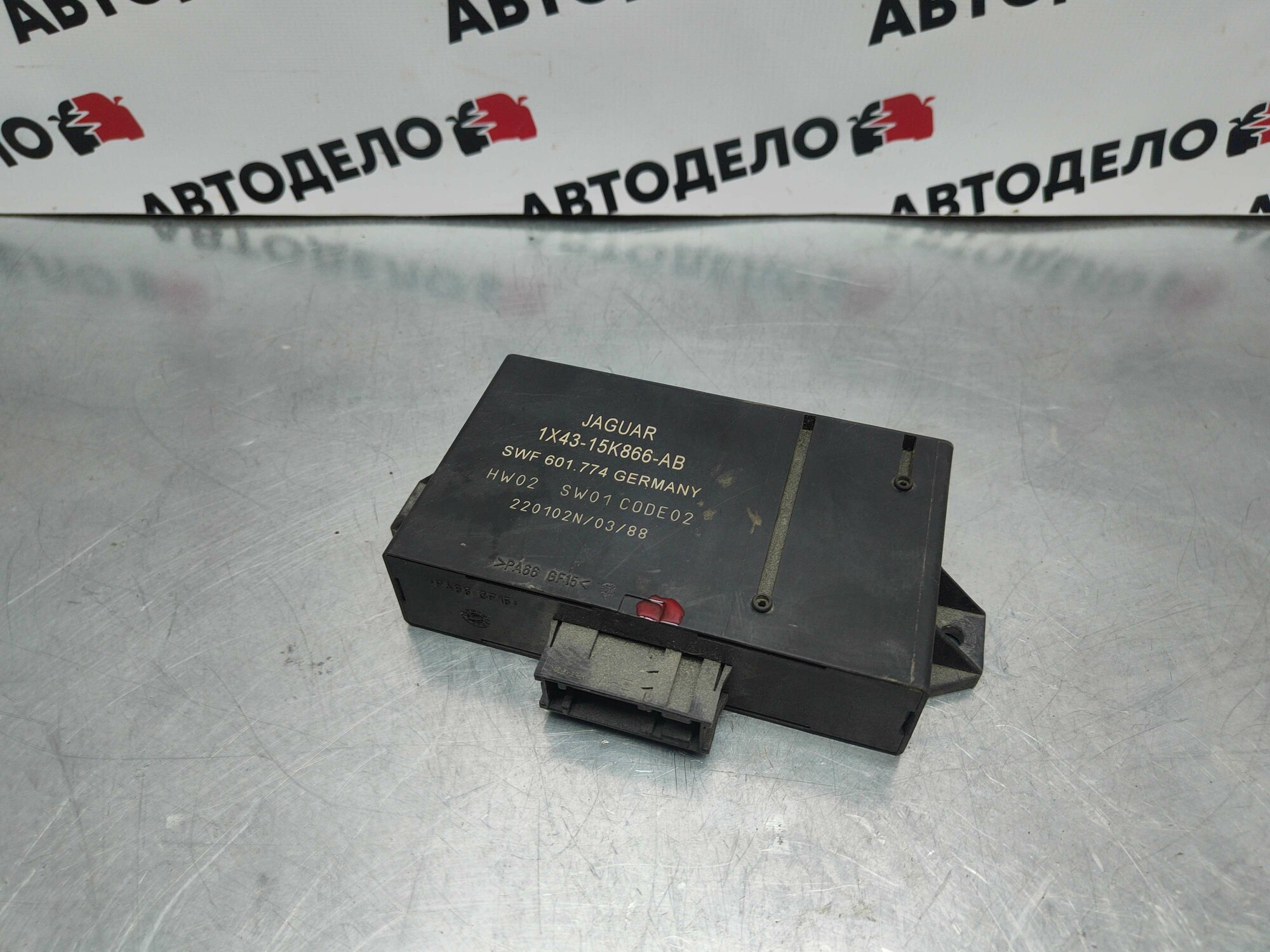 Блок управления парктрониками Jaguar X-type 2001 г