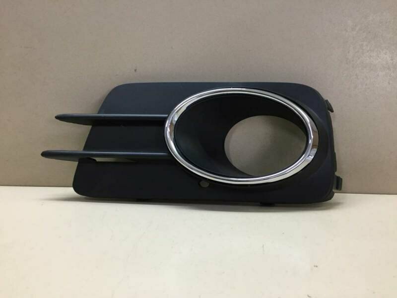 Рамка противотуманной фары левой Volkswagen Tiguan 5N1 2007-2011 кат.номер: JH20TGN10004 5N0853665A9B9