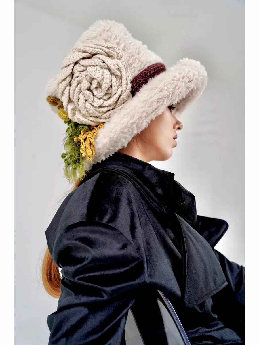 Шляпа Осень-зима 2025 для женщин