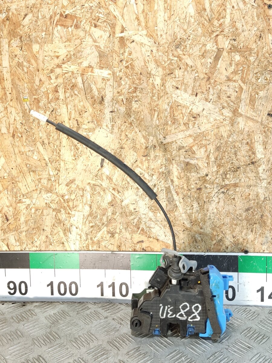 Замок двери задней правой KIA Ceed 2012 2017 81420A2300