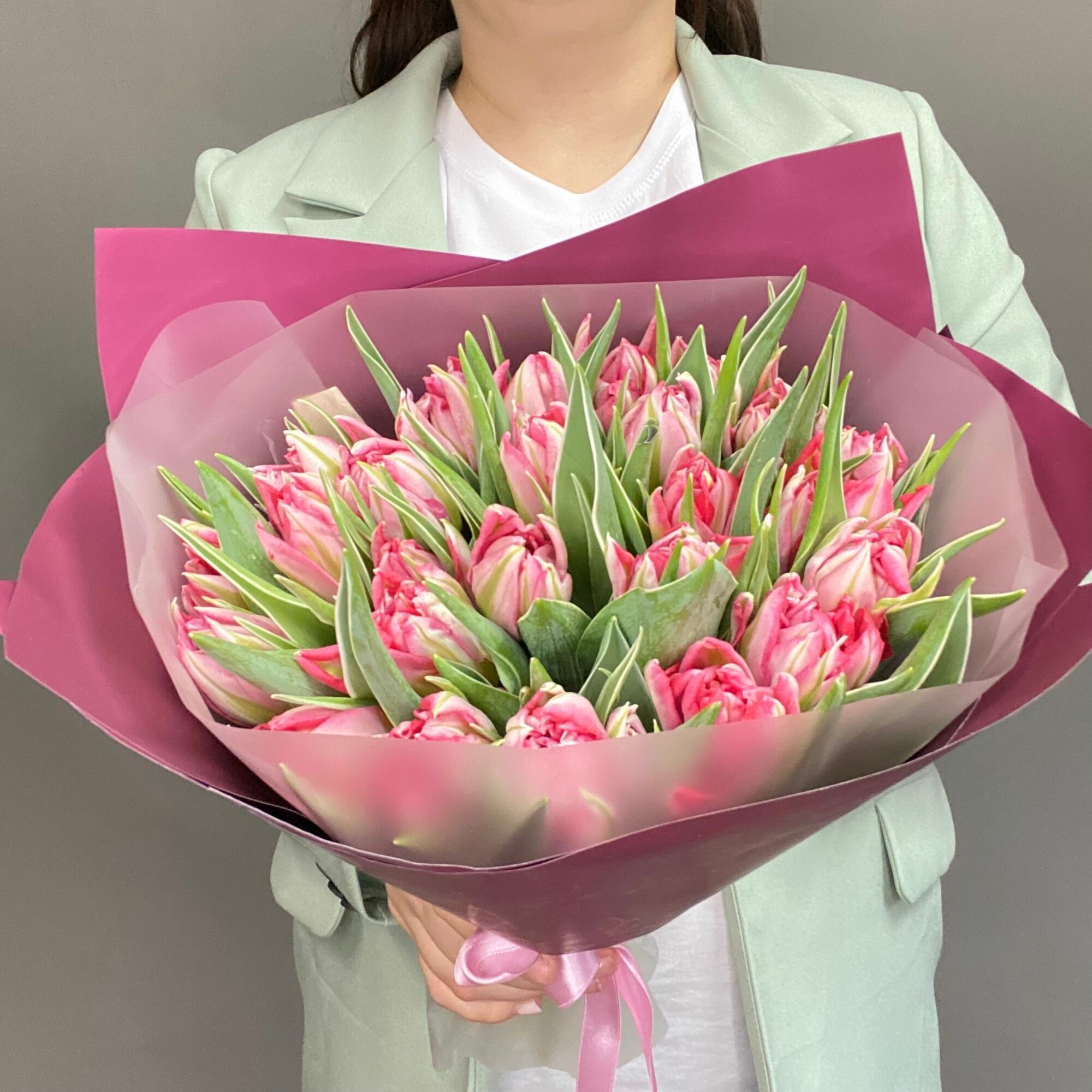 Розовые тюльпаны