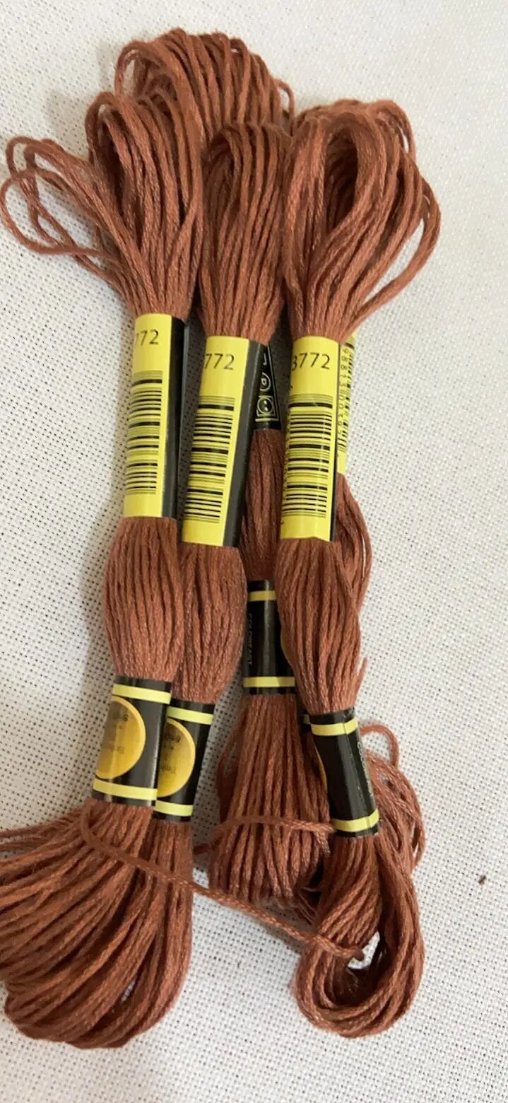 Набор ниток для вышивки DMC 3371 3772