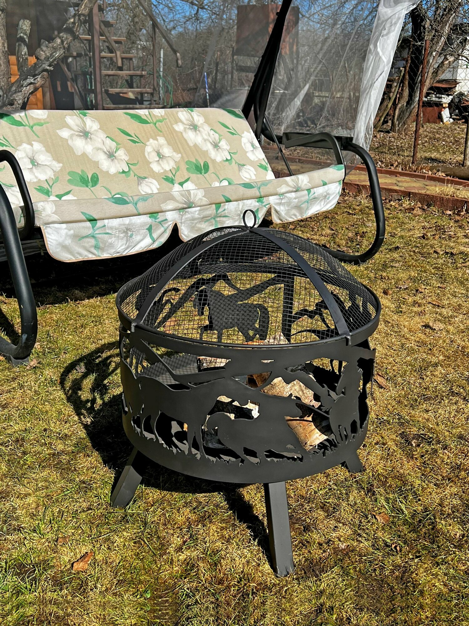 Костровая чаша Кони+Купол искрогаситель 60 см 0,3 см