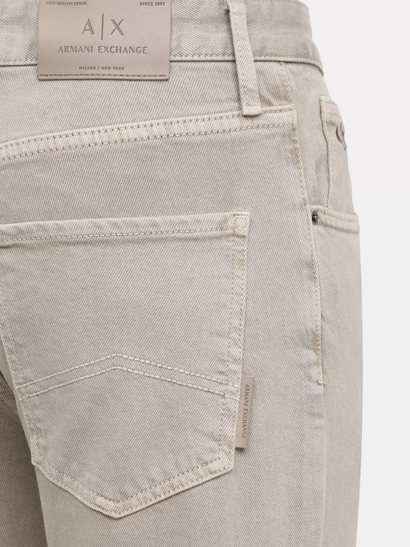 Джинсы зауженные Armani Exchange, размер 36, бежевый — фото 1