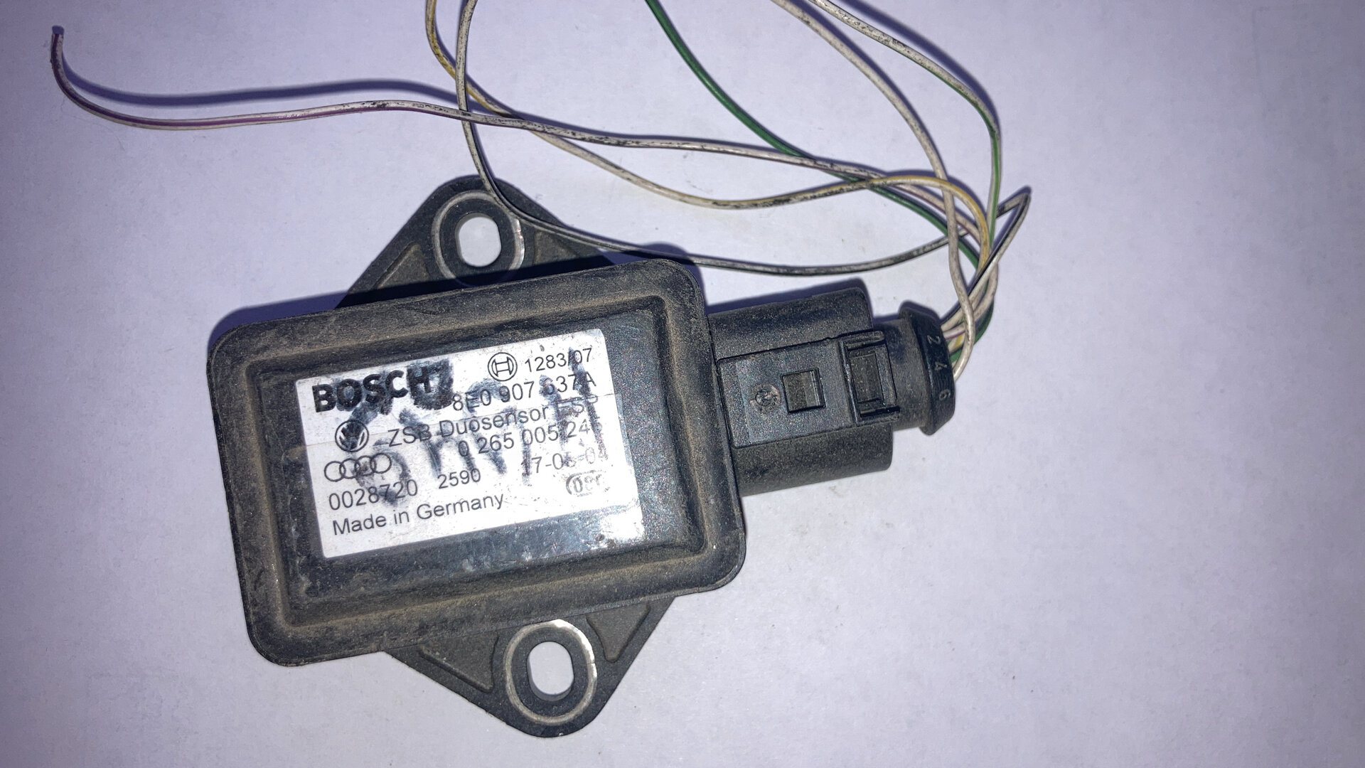 Датчик ускорения Audi A4 B6 2003 8E0907673A