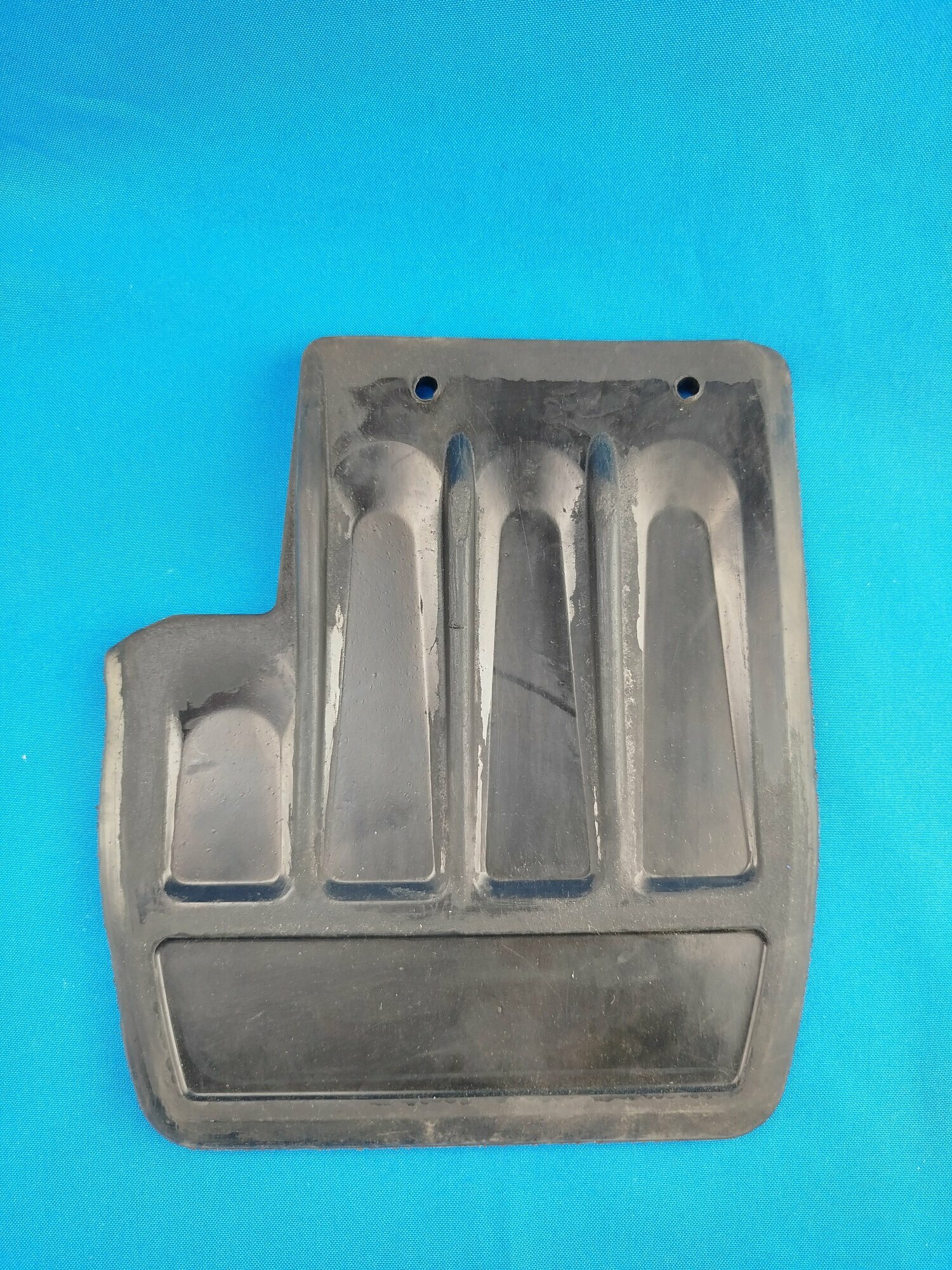 Брызговик задний левый "БРТ" для автомобилей ВАЗ 2114-15