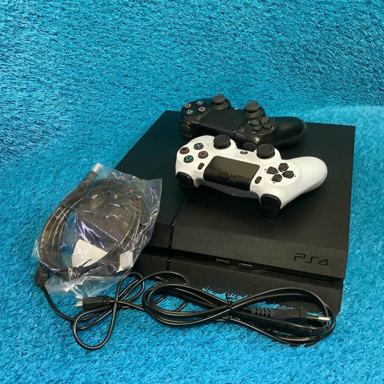 Sony PlayStation 4 Slim 500 гб + 14 игр + дополнительный геймпад