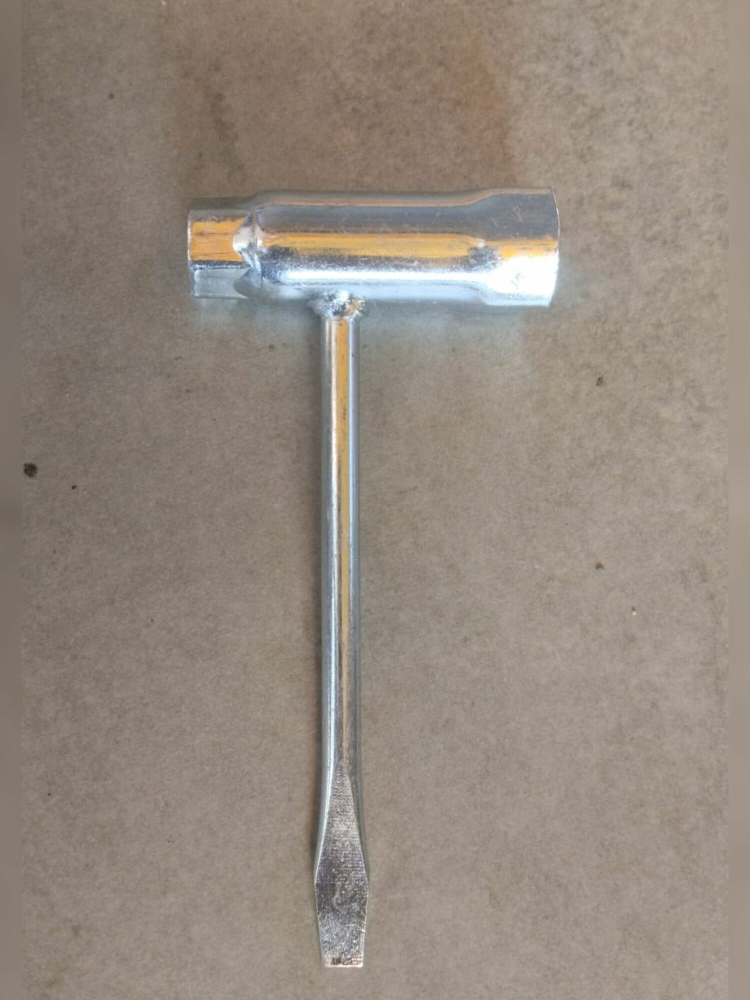 Ключ свечной