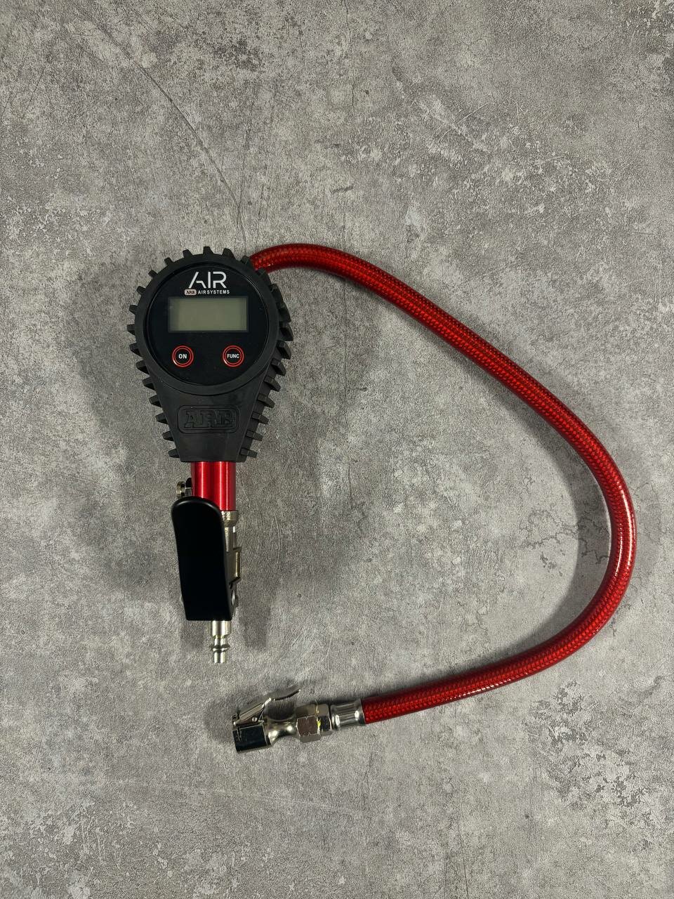 Цифровой инфлятор ARB для подкачки шин со шлангом, 0-14 бар, 2400 кПа